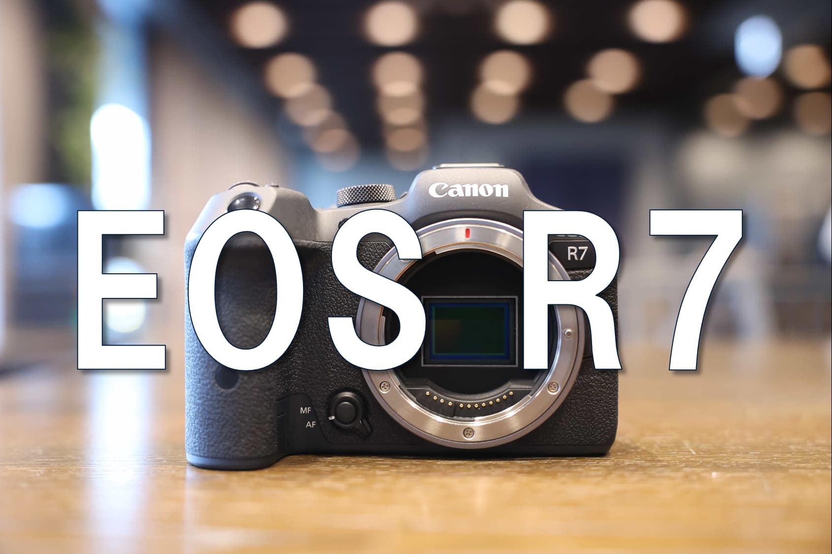 【レビュー】Canon EOS R7：外観デザインと機能 | TechTerrace